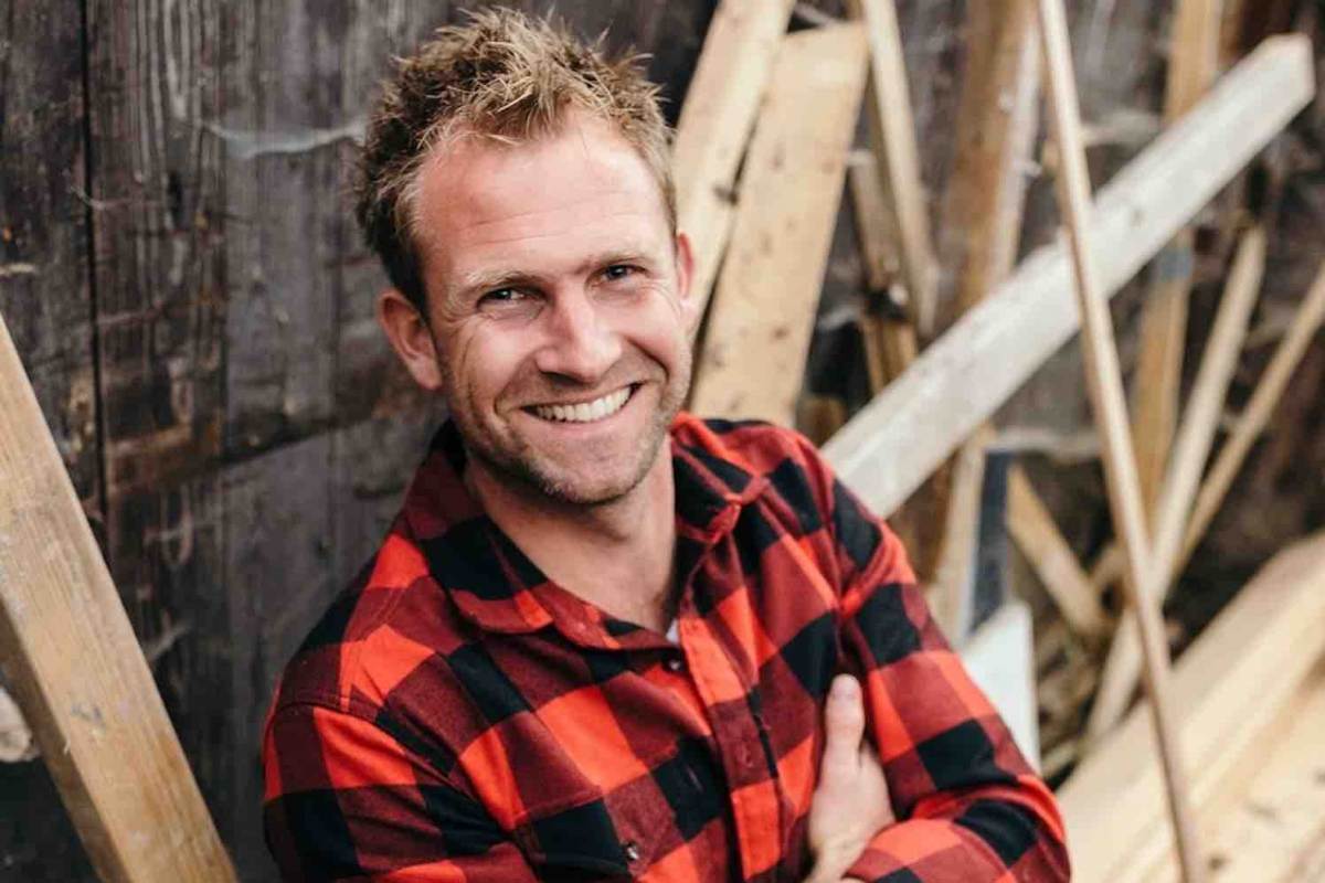 Boer Tom opent de Boerenversmarkt - GroenVandaag